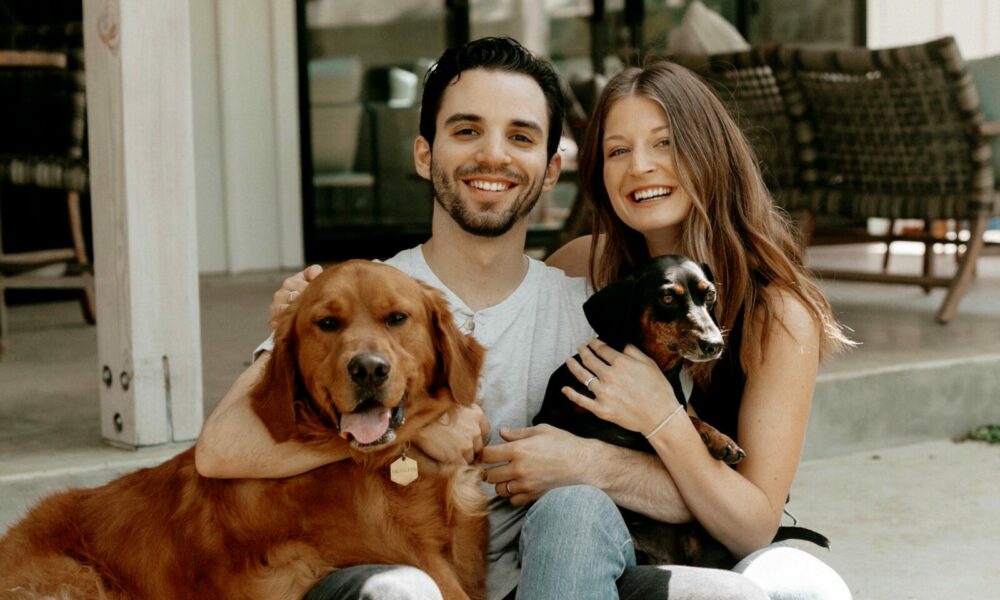Meet Sydney and Joe Meek – Voyage Austin