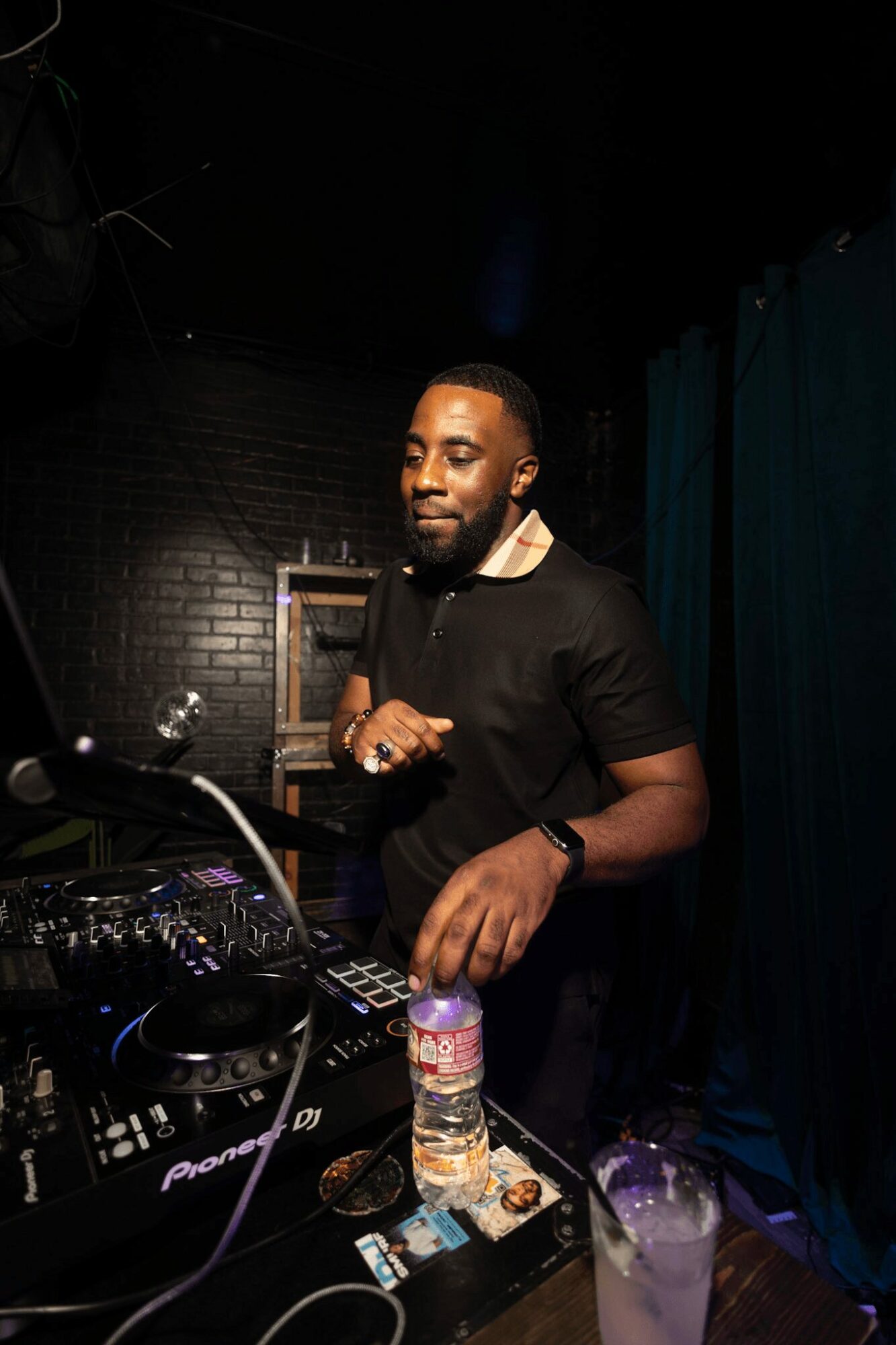 Conversations with English Dom - Voyage Austin