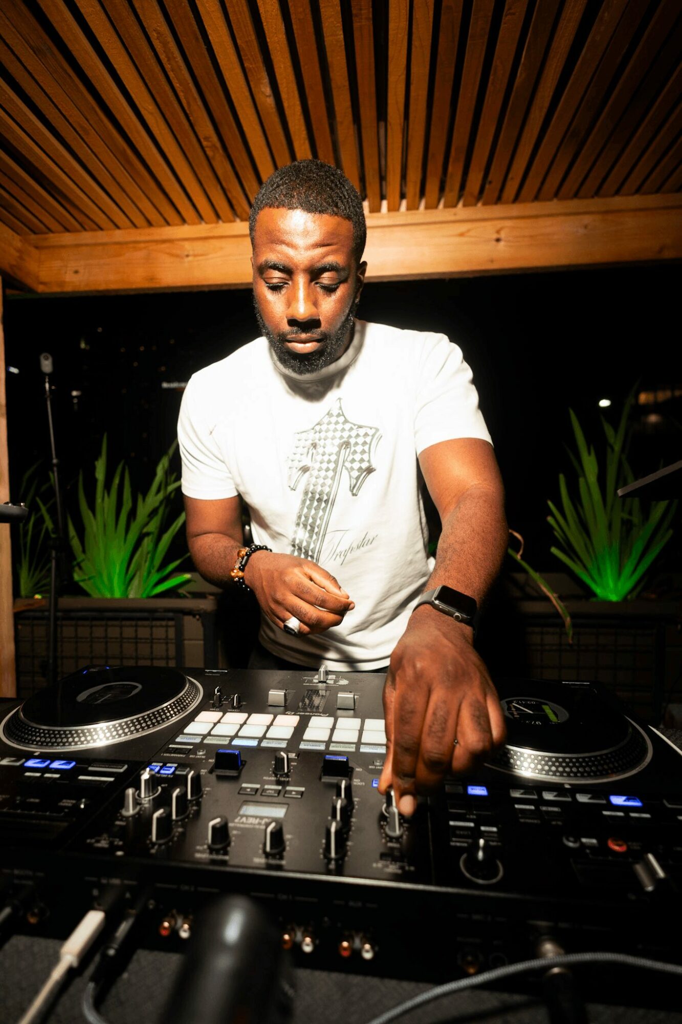 Conversations with English Dom - Voyage Austin