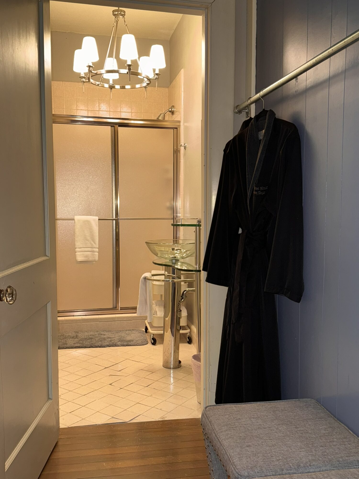 Community Highlights: Meet Suzy & Keith Hankins of Main Street House ...