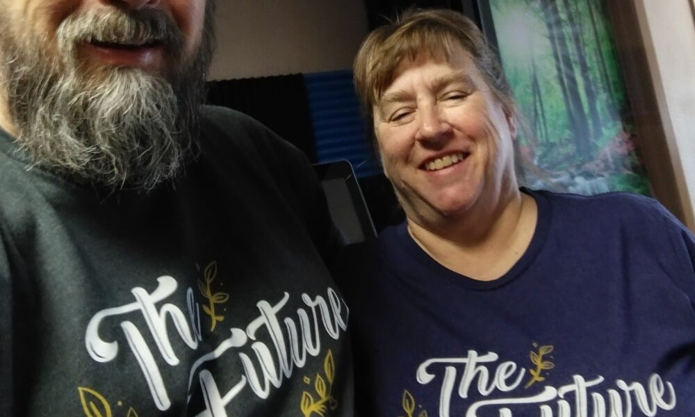 Rising Stars: Meet Wendy & Ronnie Pitts of Jourdanton Texas - Voyage Austin