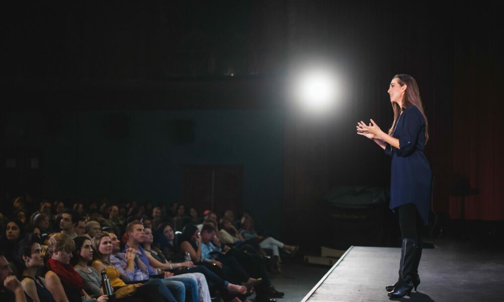 Hidden Gems: Meet Vanessa Van Edwards of Science of People - Voyage Austin