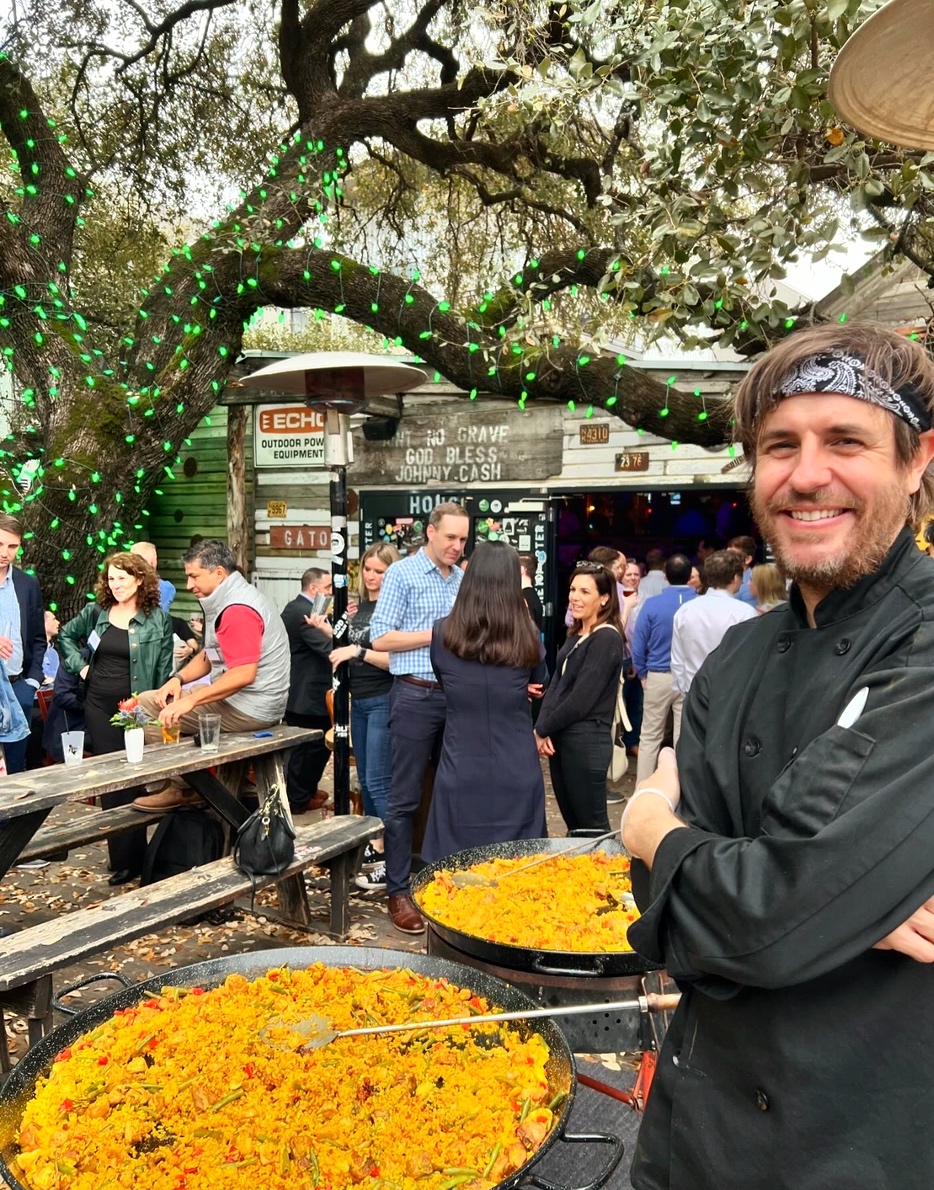 Hidden Gems: Meet Saúl Arteta of Mi Paella Specialty Catering - Voyage ...