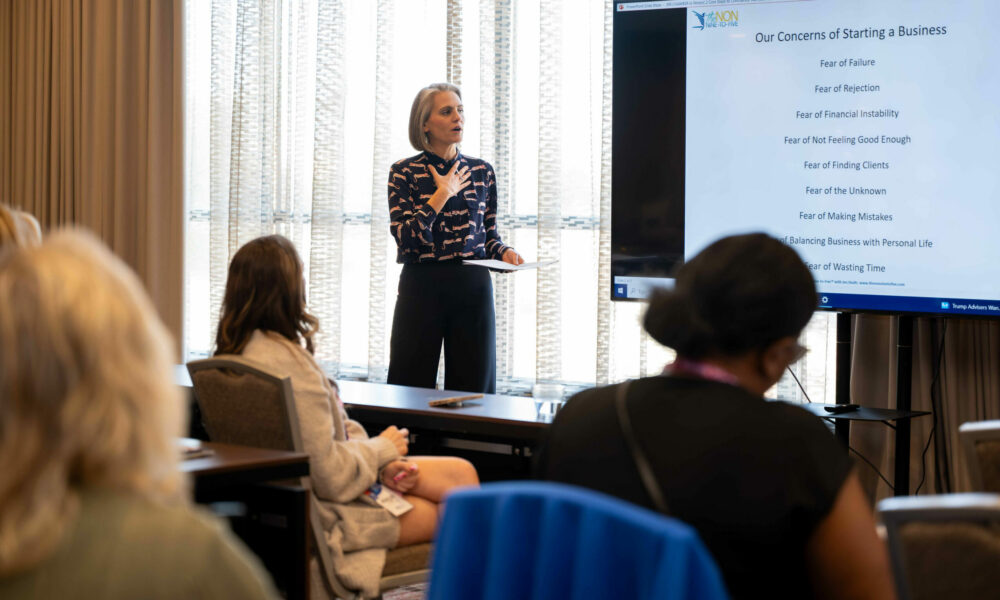 Community Highlights: Meet Jen Shultz of The Non-Nine-to-Five (tm ...