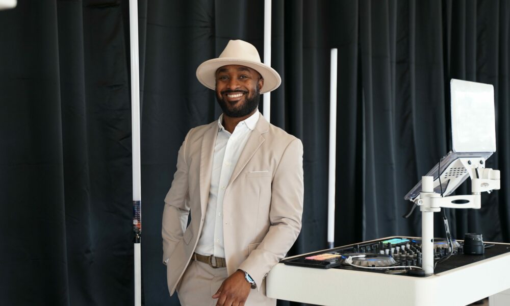 Meet Ray Boyer of Krystal Mgnt | DJ & Entertainment - Voyage Austin