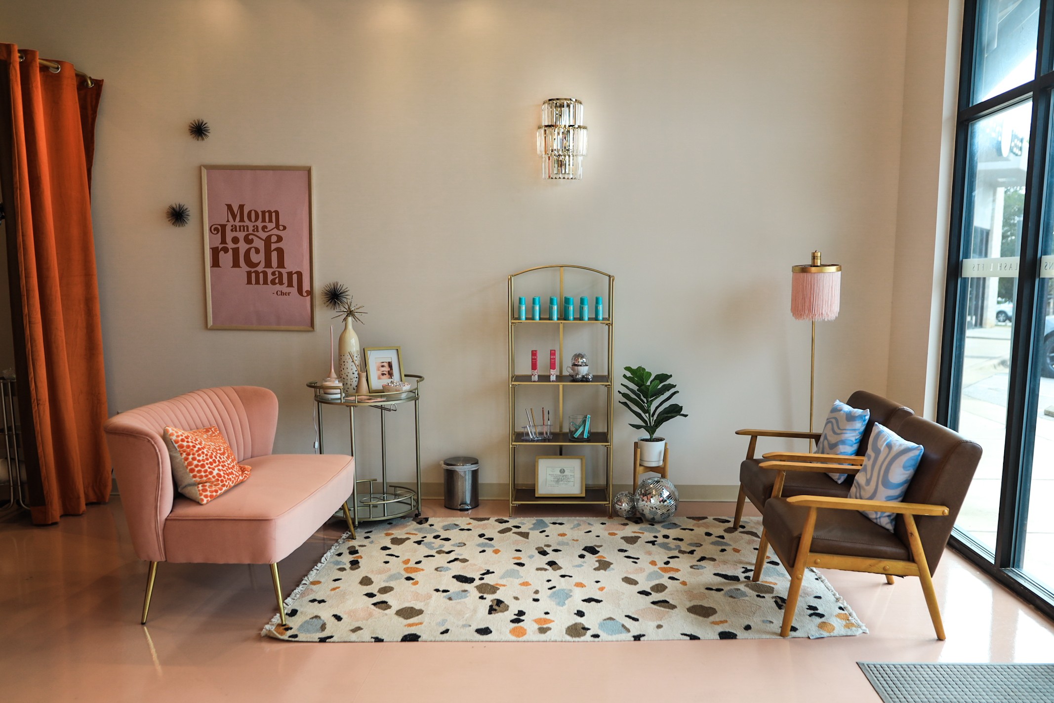 Daily Inspiration: Meet Chelsey Hughes - Voyage Austin