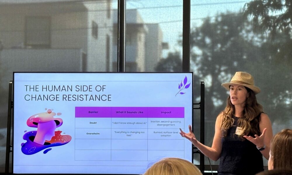 Community Highlights: Meet Mindy Honcoop of Alt HR Hive - Voyage Austin