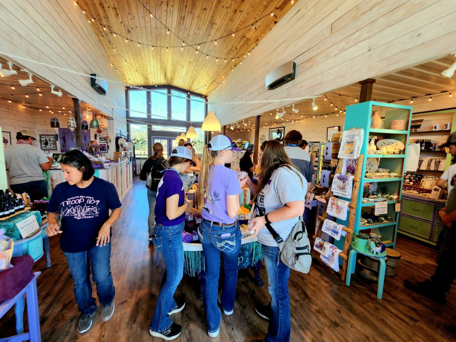 Meet Erin Leavitt of Luling, TX - Voyage Austin